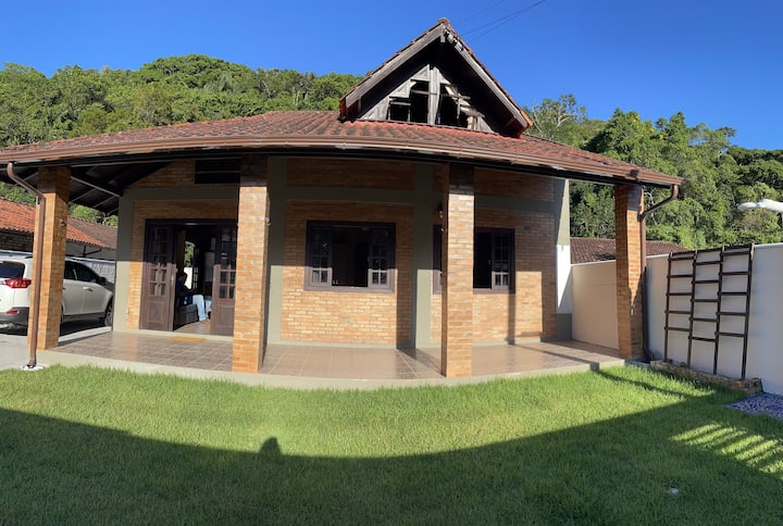 Brick House - 150 Meters From The Beach - Florianópolis