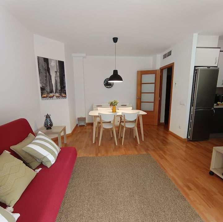 Bonito Y Espacioso Apartamento En Tarragona - Tarragona, España
