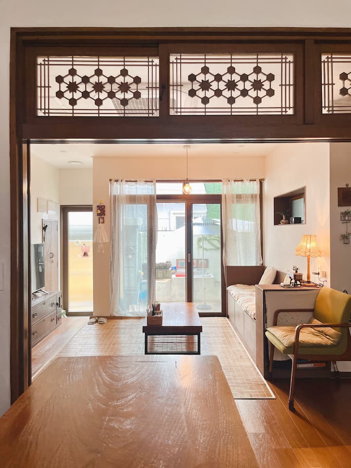 [레트로감성]#안리주택 #광안리5분 #광안역3분 #합법숙소 #감성숙소 #할머니집감성 - Busan