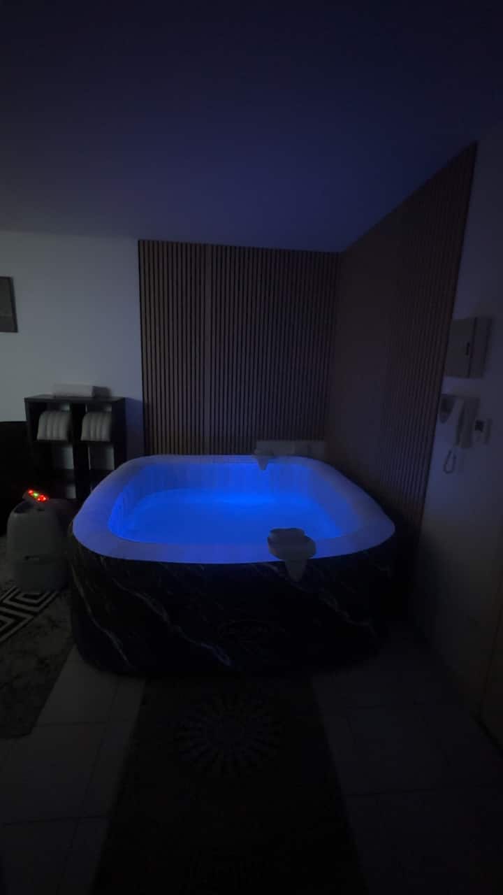 🧨Logement Avec Balcon &Jaccuzzi A10 Minute De Pau🧨 - Pau