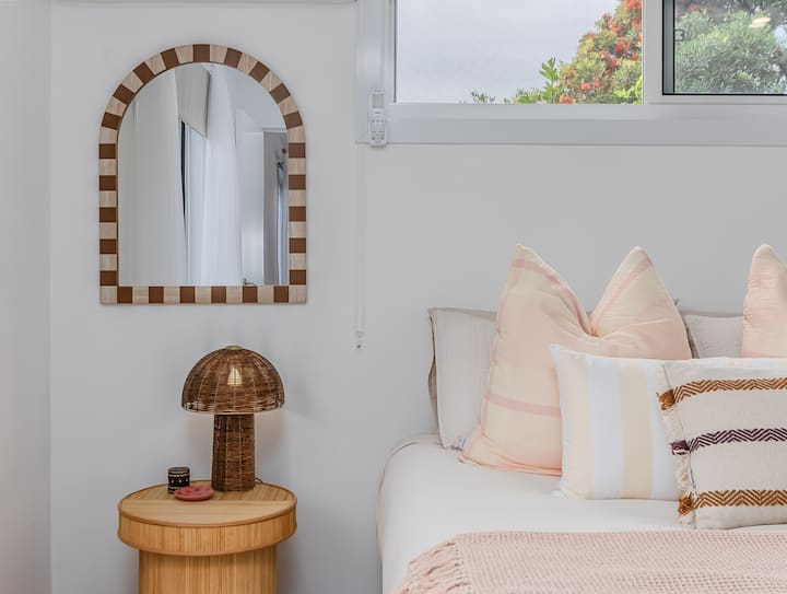 Sunny Coastal Cabin ! Walk To Surf & Local Cafés - Pottsville