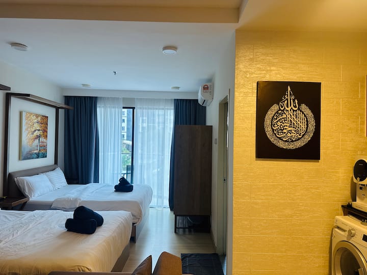 Timurbay Kuantan - 2 Queen Bed Unit. Unifi&netlfix - Kuantan