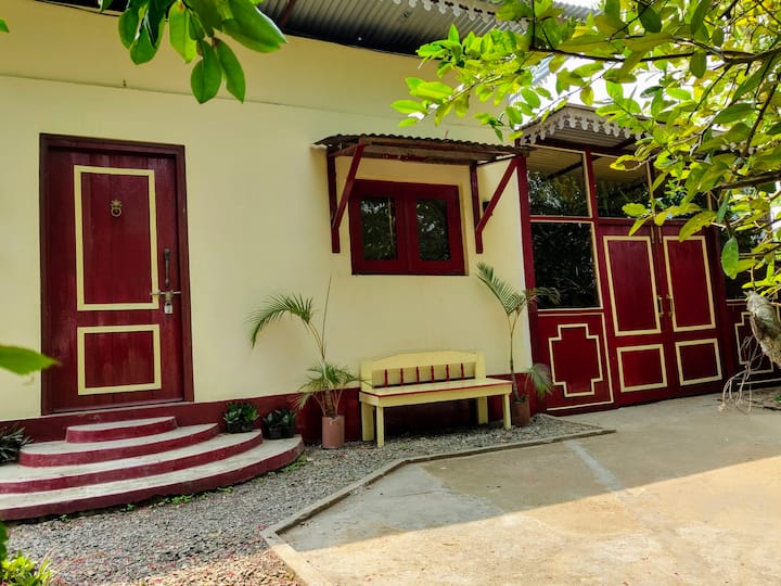 Bottlebrush Inn | Near Assam Agriculture Uni - Jorhat