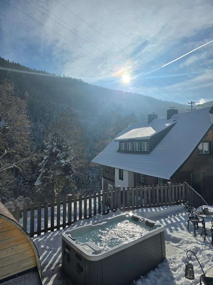 Winterurlaub Nahe Gerlitzen: Sauna, Jacuzzi & Ruhe - Ossiach