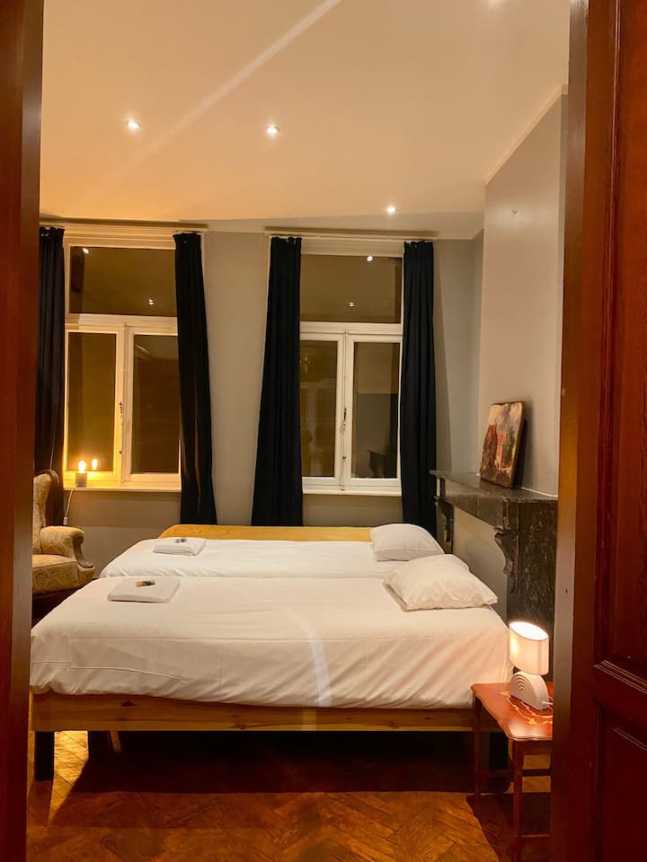 Studio Appartement Voor 3 Op 1ste Verdieping. - Antwerp