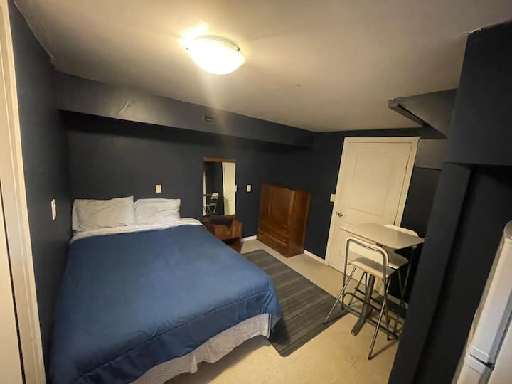Private Bachelor Suite (Hotel Room Style) - Fort McMurray