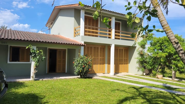 Casa Solar - 02 Quadras Do Mar, Na Av. Interpraias - Arroio do Sal