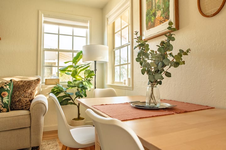 Charming Downtown Apartment - Walk To Everything - Clermont, FL