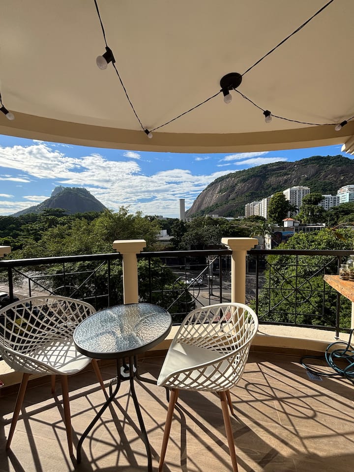 Wake Up With A View Of Sugarloaf Mountain - Rio de Janeiro