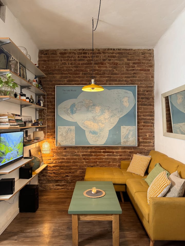 Apto Reciclado 2 Ambientes, Pocitos. - Montevideo