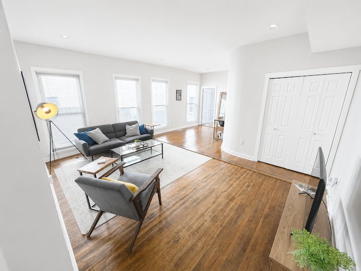 Sweeping Views In Bright, Airy Loft In Otr - Paycor Stadium