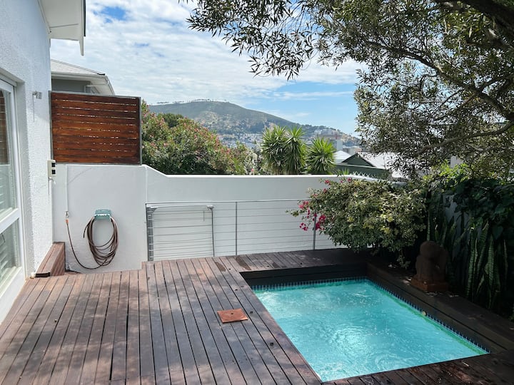 Modern Home With Plunge Pool And City Views - Claremont
