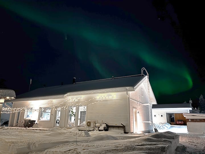Modern House On The Hill - Rovaniemi