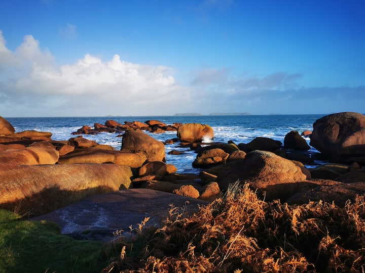 Cocon En Plein Cœur De Trégastel - Plage Saint Guirec