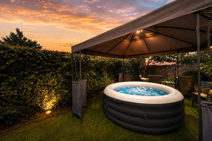 Spacious Relaxing Canterbury - Group Stays Hot Tub - Canterbury