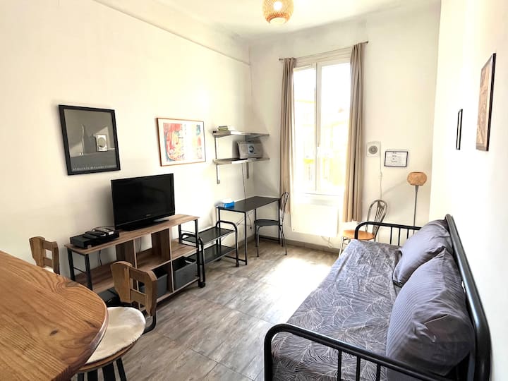 Center, Sea, Port, 1 Bedroom, 1 Living,lift, Peace - Nizza