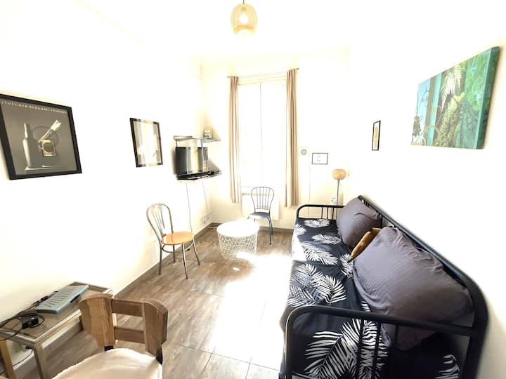 Center, Sea, Port, 1 Bedroom, 1 Living,lift, Peace - Nizza