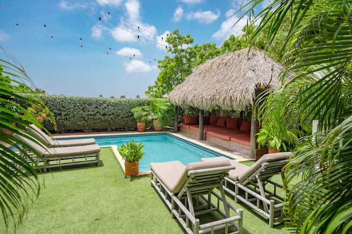 Happy Hideaway: Private Resort W/ Ev & Boat - Curaçao
