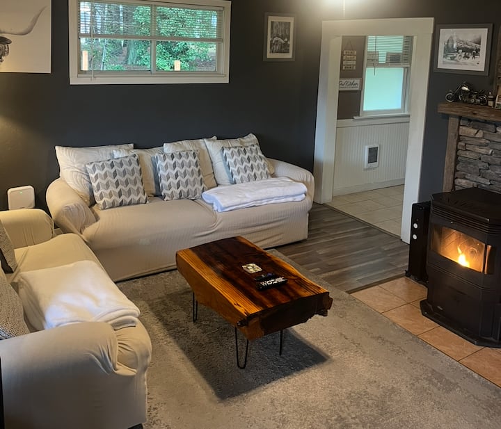 Central Comfy Home. - Port Angeles, WA