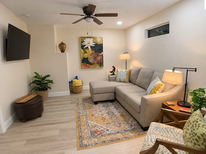 Stilvolle Sabal Palm Wohnung - Spezial Frühling/sommer Tarif! 1 Schlafzimmer, 1 Bad. Zu Fuß Zur Innenstadt! - Fort Myers, FL