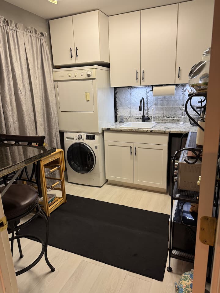 Studio In The Heart Of Greenville - Greenville, SC