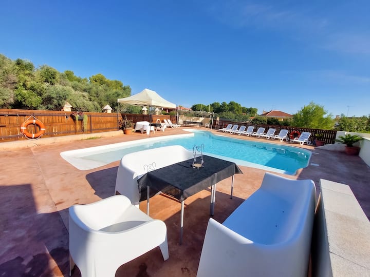 Villa With 6 Bedrooms In Godelleta, With Private Pool, Furnished Terrace And Wifi - Cheste