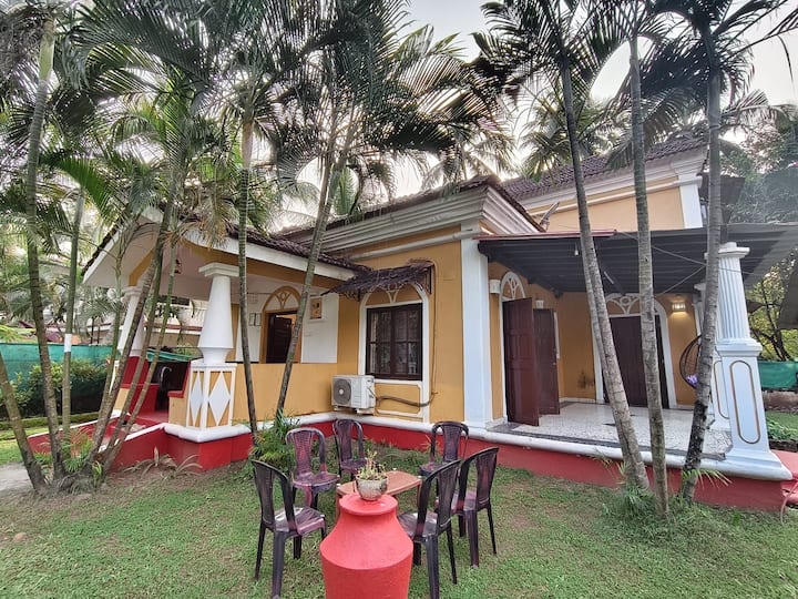 4bhk 5ac 100mbps Villa 350mtr Fm Candolim Beach - Goa