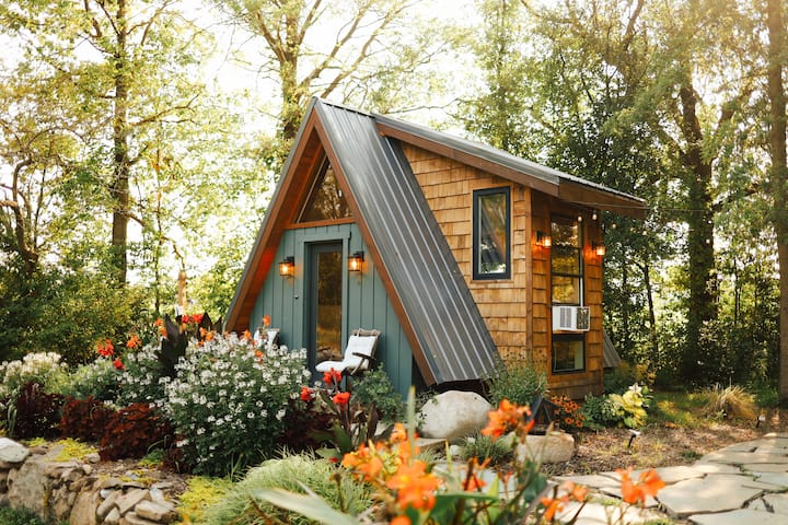 Lux Offgrid Oasis - A Frame Farm + River + Animals - Hudson Valley, NY