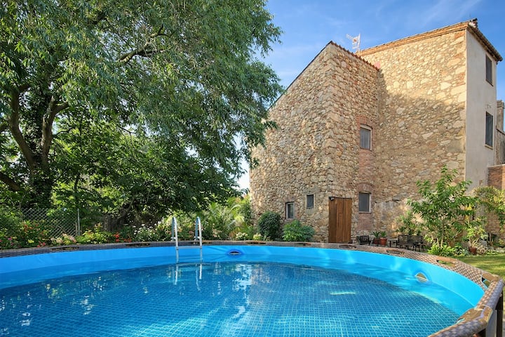 Casa Can Bernat: Casa Con Encanto En Breda - Catalogna