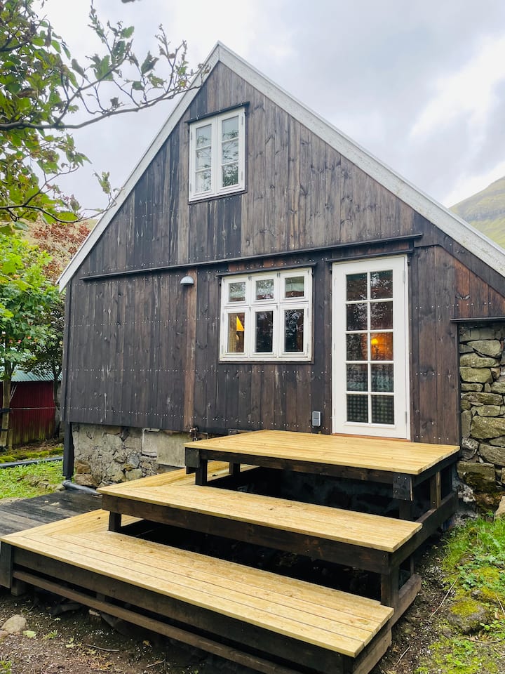 19th Century House In Picturesque Surroundings - Faroe Islands