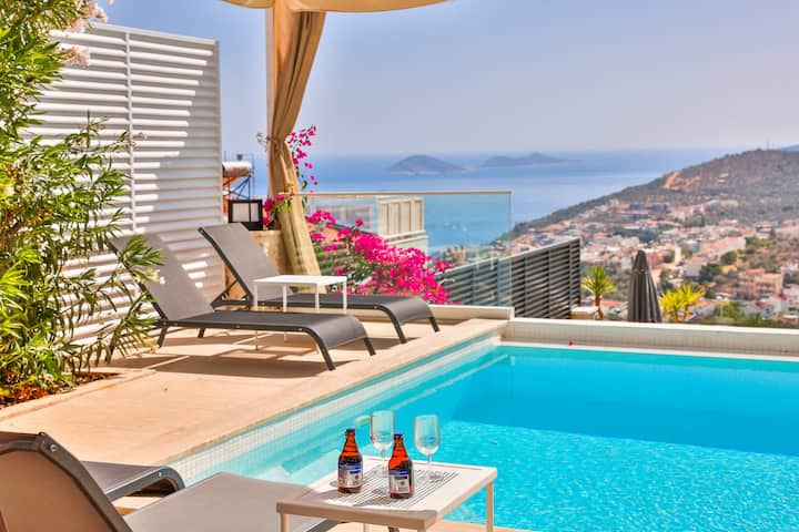 Villa Seftali.
Fantastic Sea View!
4 Bedrooms - Kalkan