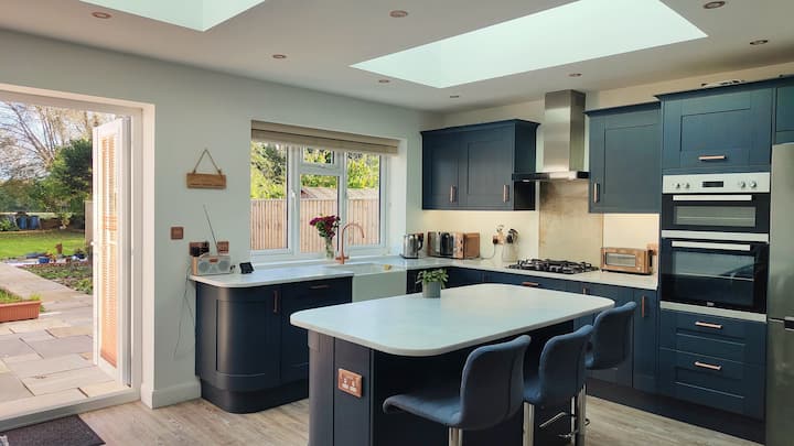 Spacious Home-from-home For Business And Leisure - Aylesbury