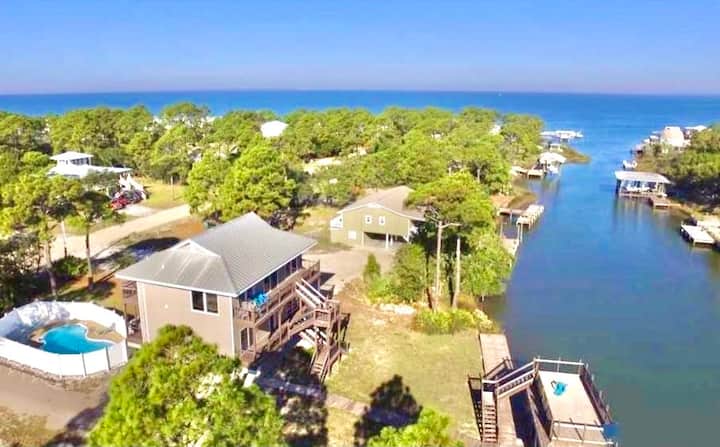 Fishin' Tradition: Canal Front | Private Pool | Sleeps 12 | Boat Launch | Sun Deck | 4 Master Suites | Fish From Dock | Pool Table | We Luv Dogs! - St. George Island, FL