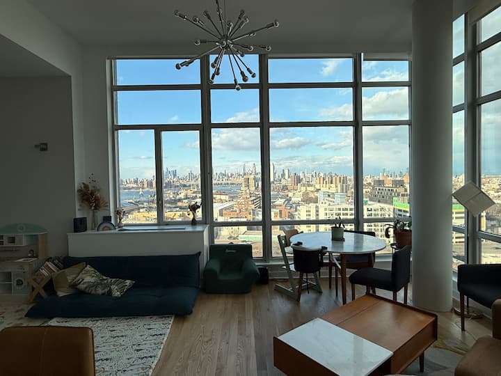 Stunning Penthouse With Skyline Views - Union City, NJ