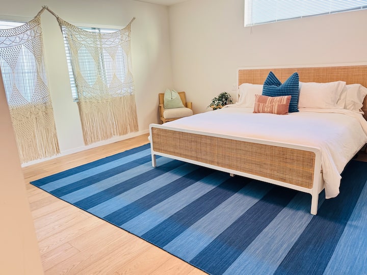 Cozy Venice Hideaway Near Lax & Venice Beach - Los Angeles, CA