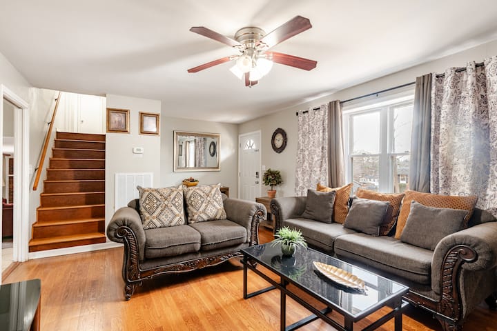 Charming Home Near The River- Perfect For Families - Clarksville, TN