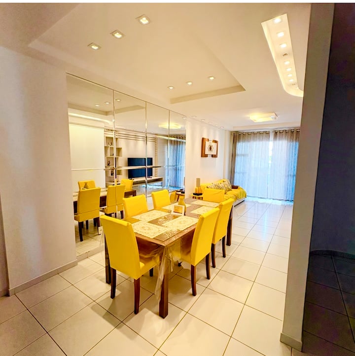 Cabo Frio No Melhor Local,próximo à Praia Do Forte - Cabo Frio