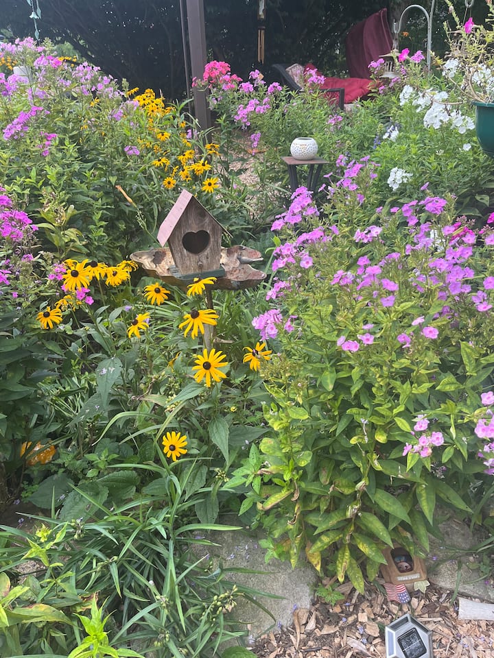 Garden View Retreat - Westbrook, ME