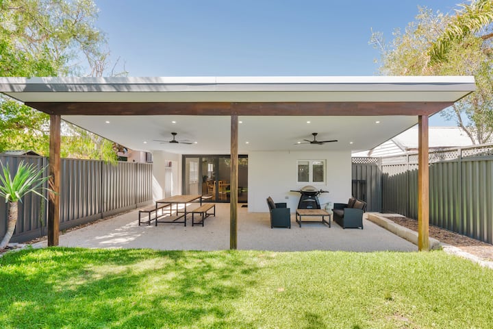 Ocean At The End Of The Street, South Freo Gem - 프리맨틀