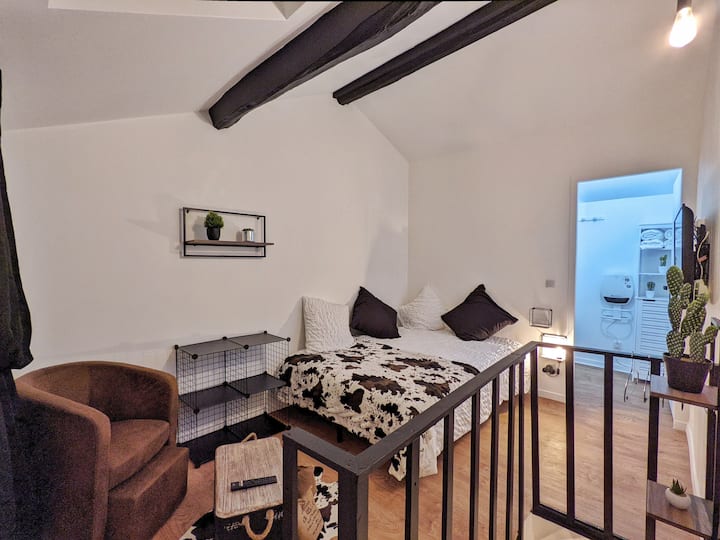 Duplex "Industriel" Parking Gratuit - Bressuire