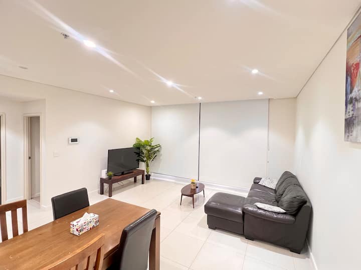0 Sydney / Super Modern & Clean /Entire 3 Bedroom@ - Strathfield