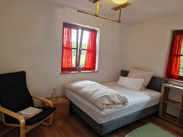 Privates Zimmer In Einem Familienhaus - Deggendorf