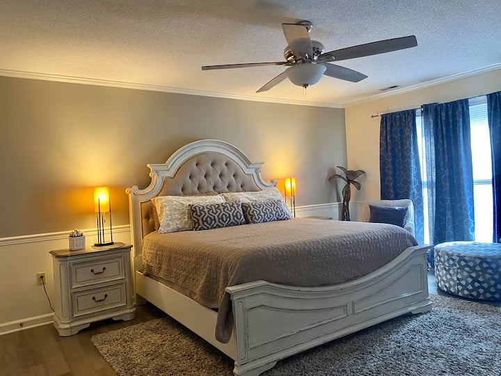 The Traveler's Retreat - Sumter, SC