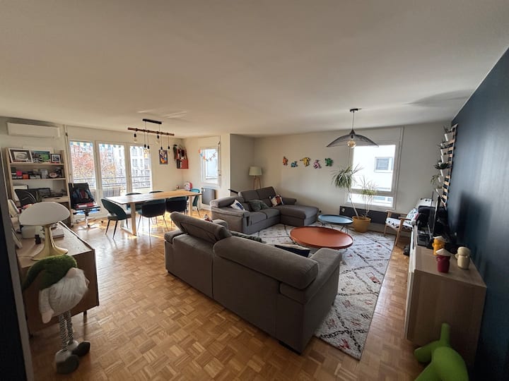 Appartement Familial, Proche Gare, Avec Garage - Lyon