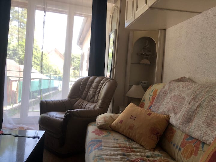 Plusieurs Chambres Dans Maison Jurassienne - Lons-le-Saunier