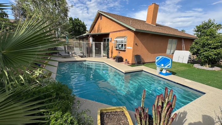 Cheerful Family Friendly Home-heated Pool+game Rm - Phoenix, AZ