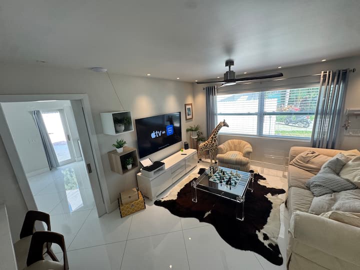 Paradise Luxury Life Boca East Home - Boca Ratón, FL