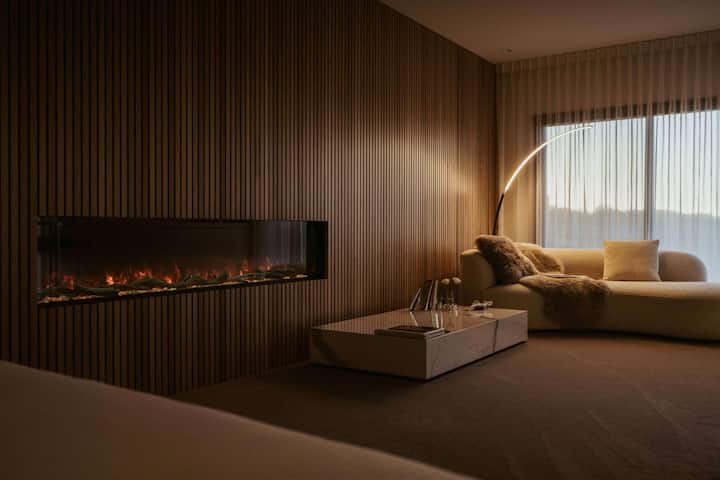 Signature Deluxe Suite - Forth