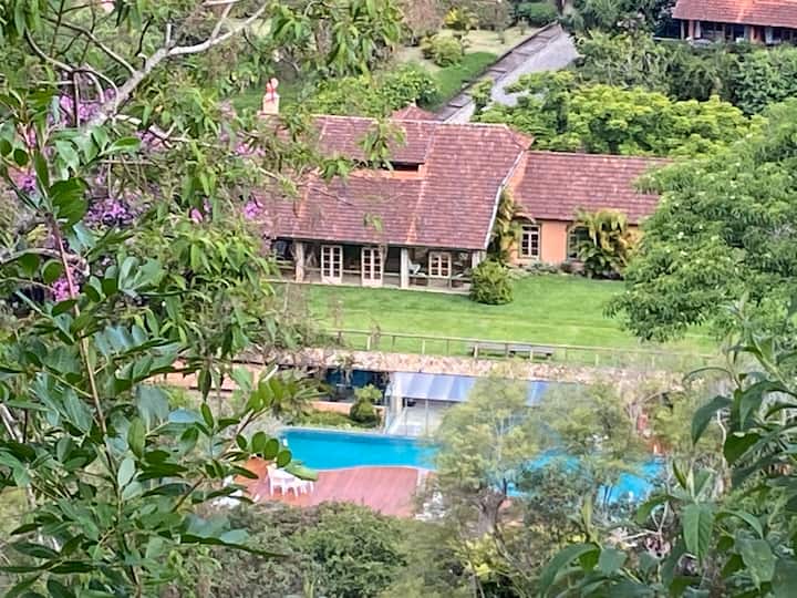 Flat Condomínio Quinta Do Lago - Itaipava - Petrópolis