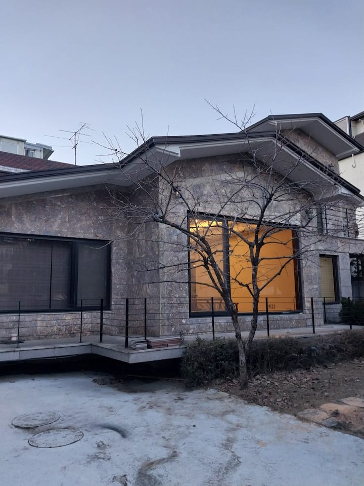 Joongjeon #Hanok # Seoul # Hongdae - Seoul